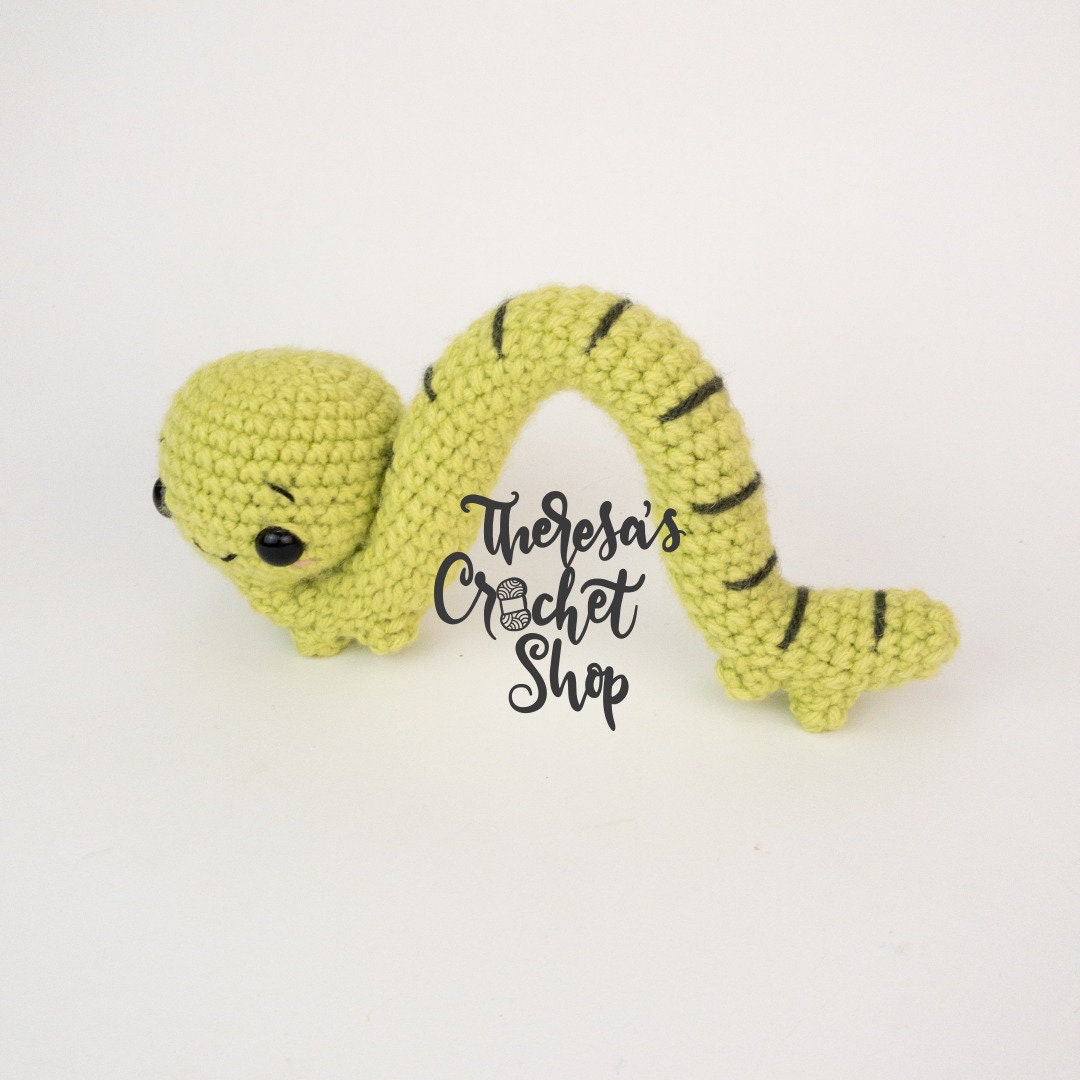 Iggy the Inchworm – Theresas Crochet Shop